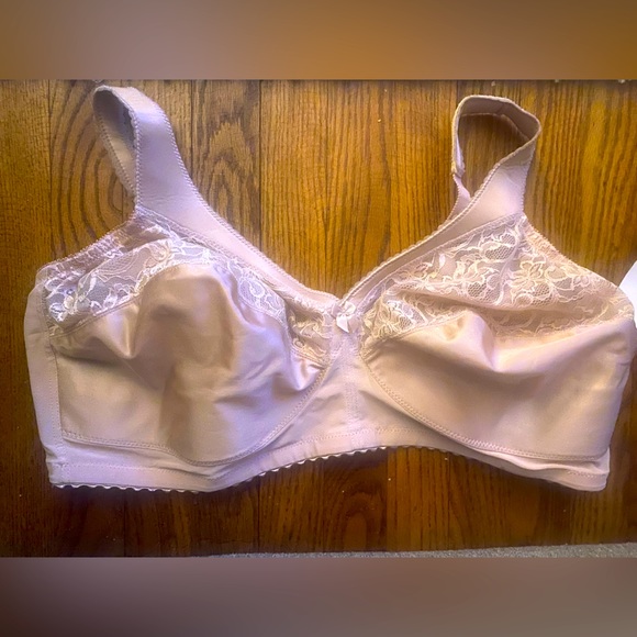 Glamorise | Intimates & Sleepwear | Glamorise Bra Size 5dd New | Poshmark